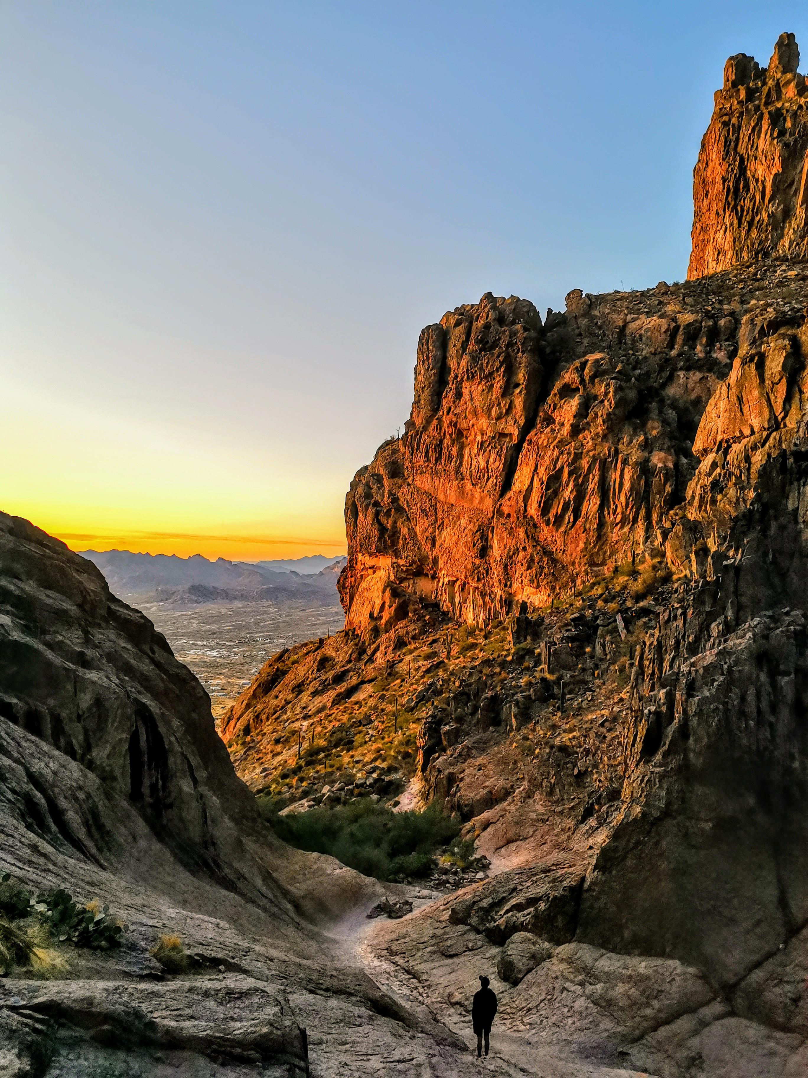 The hardest hike of my life, Siphon Draw trail, Arizona | Scrolller