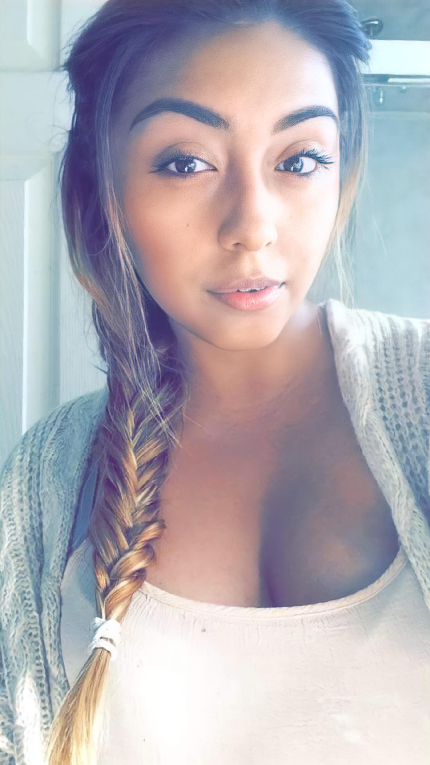 The innocent looking ones give the best head 😫 | Scrolller