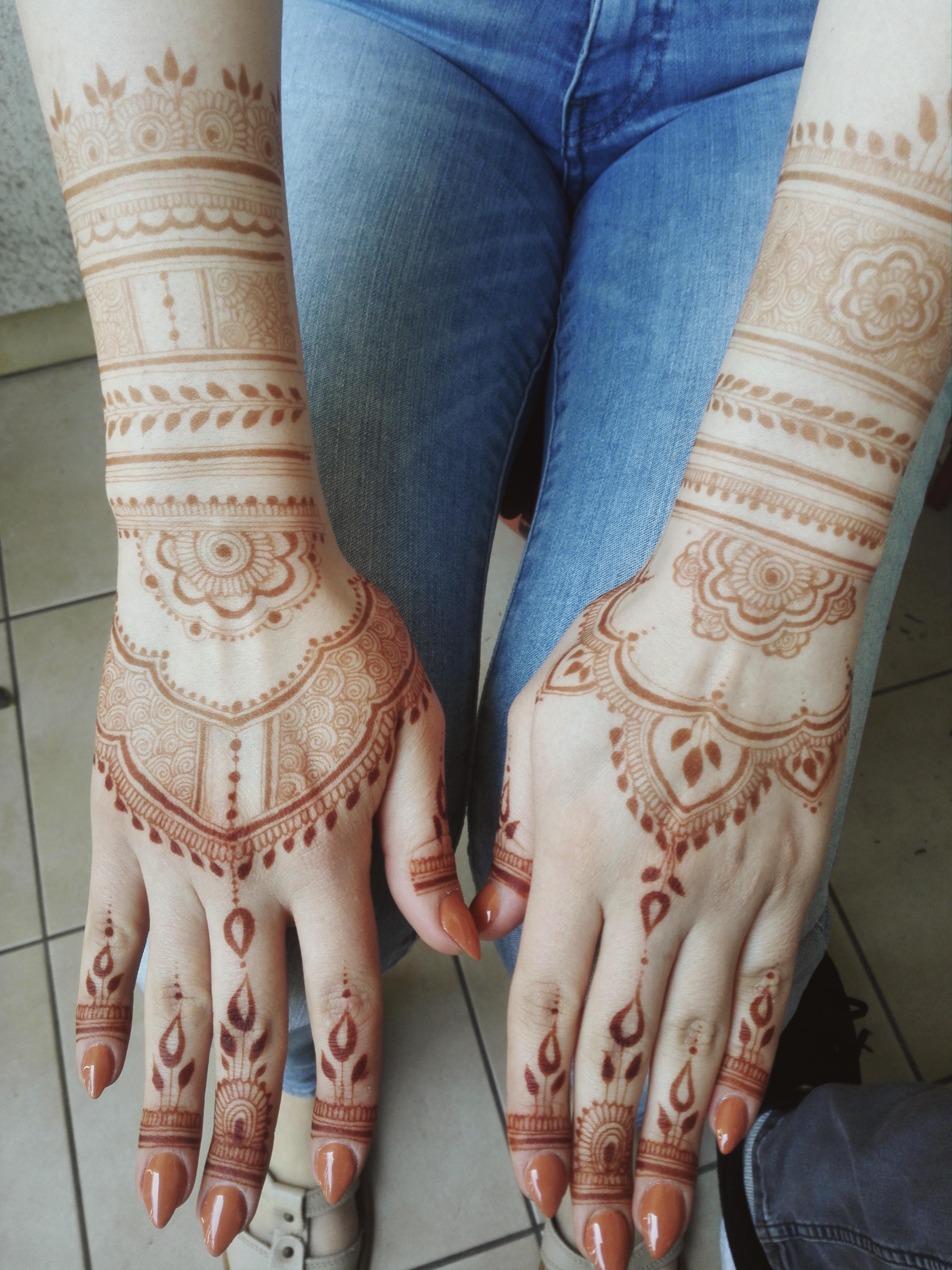 The most beautiful henna I've ever had | Scrolller