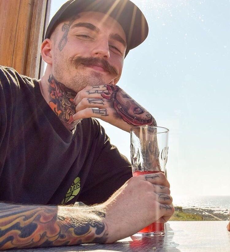 The mustache makes it even better | Scrolller