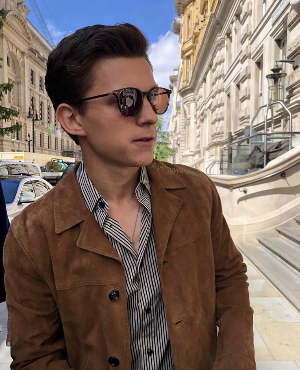 the perfect human | Scrolller