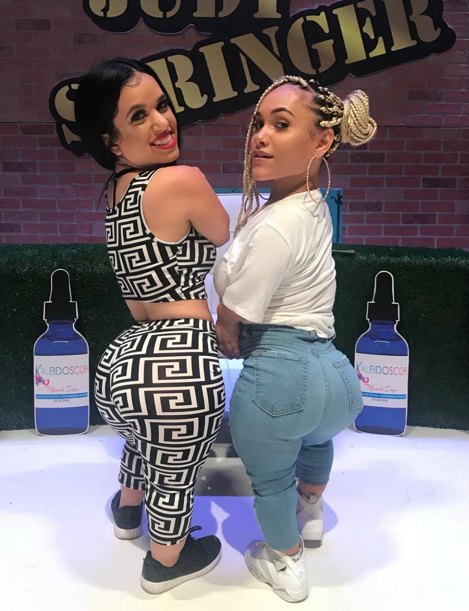 The perfect three way with these two | Scrolller