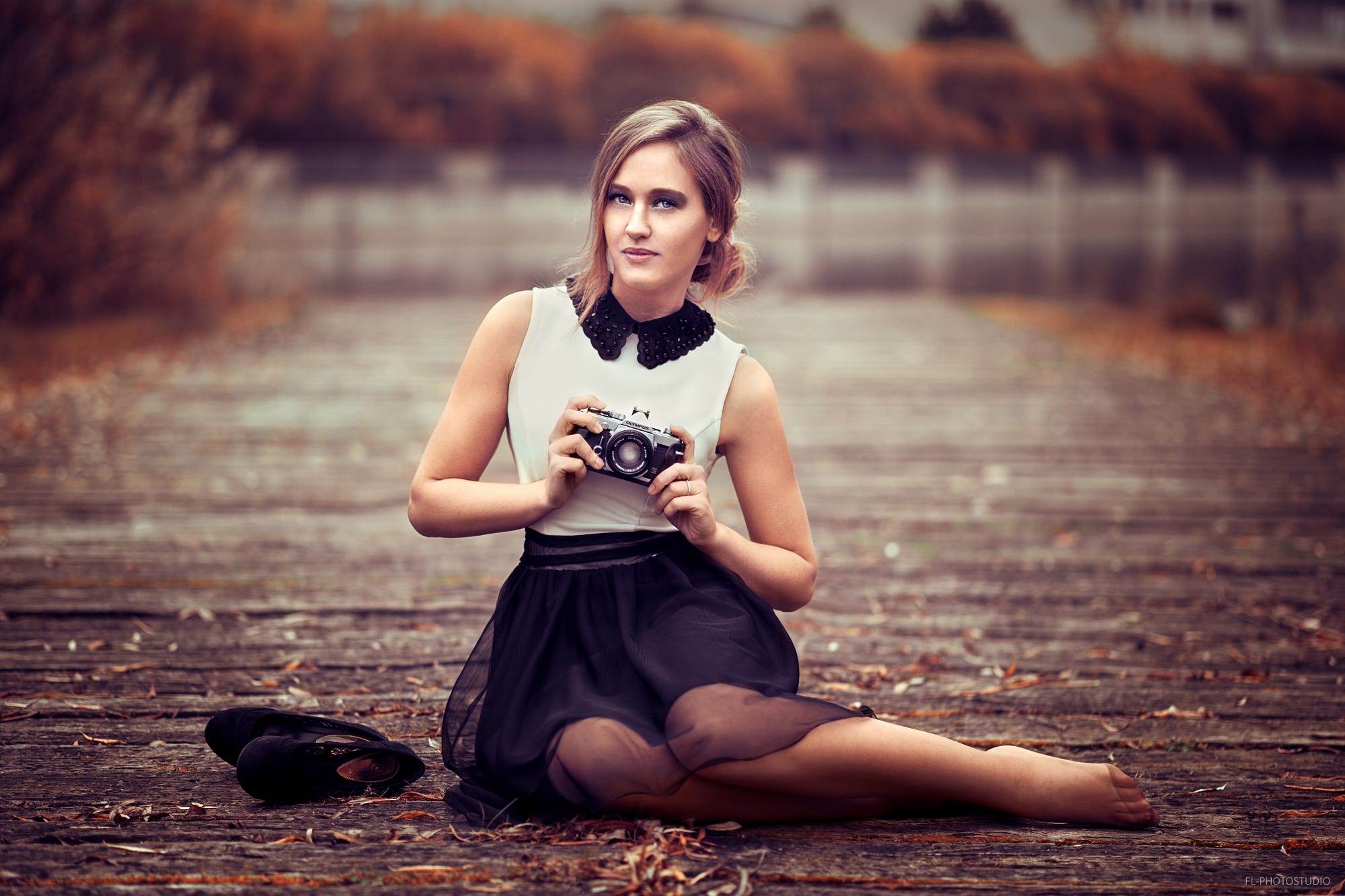 The photographer (x/post r/TightsAndLooseClothes) | Scrolller