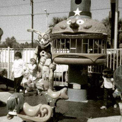 The playground seems fun today | Scrolller