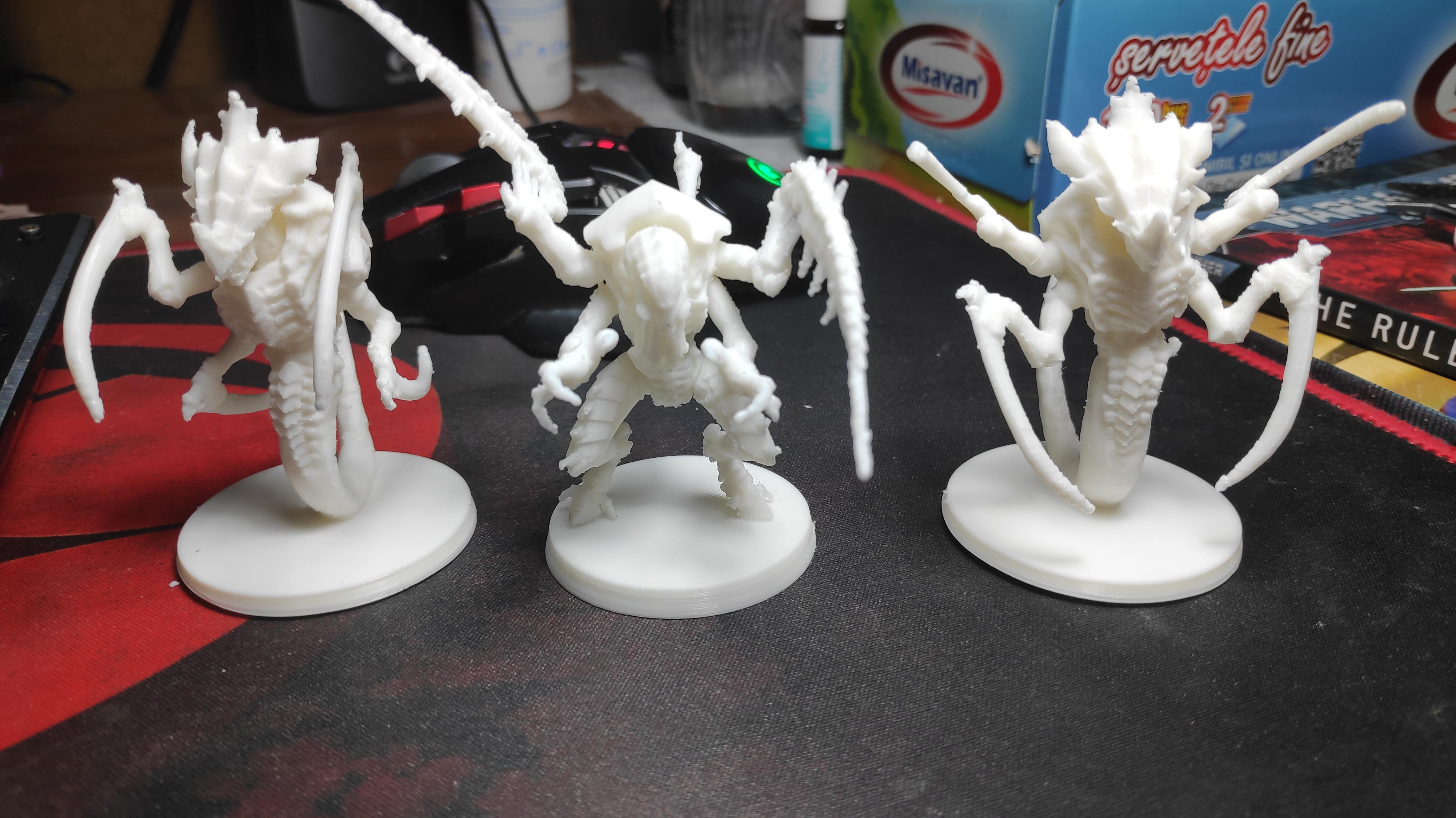 The tyranids emerge | Scrolller