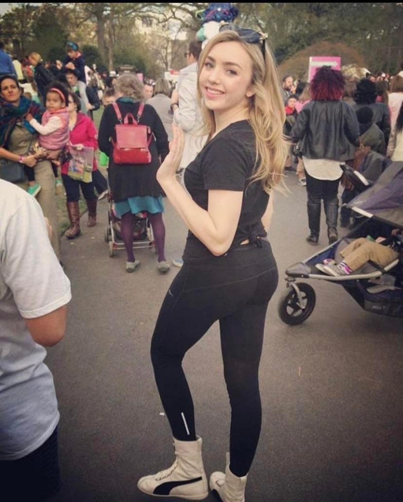 The view from behind | Scrolller