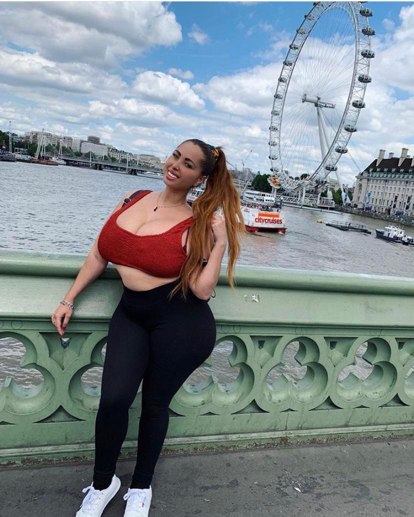 Them things finna bust out 🍈🍈 | Scrolller