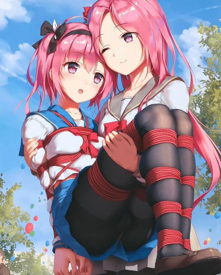 Then ultimate bond (pun) | Scrolller