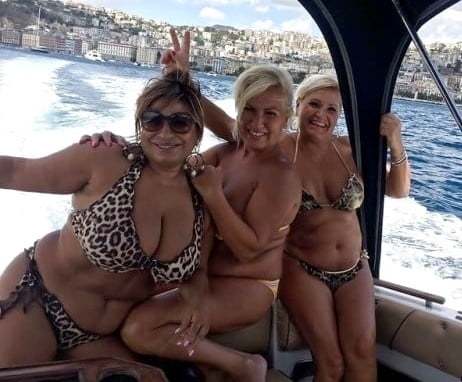 These three tan BBWs look great in their bikinis | Scrolller