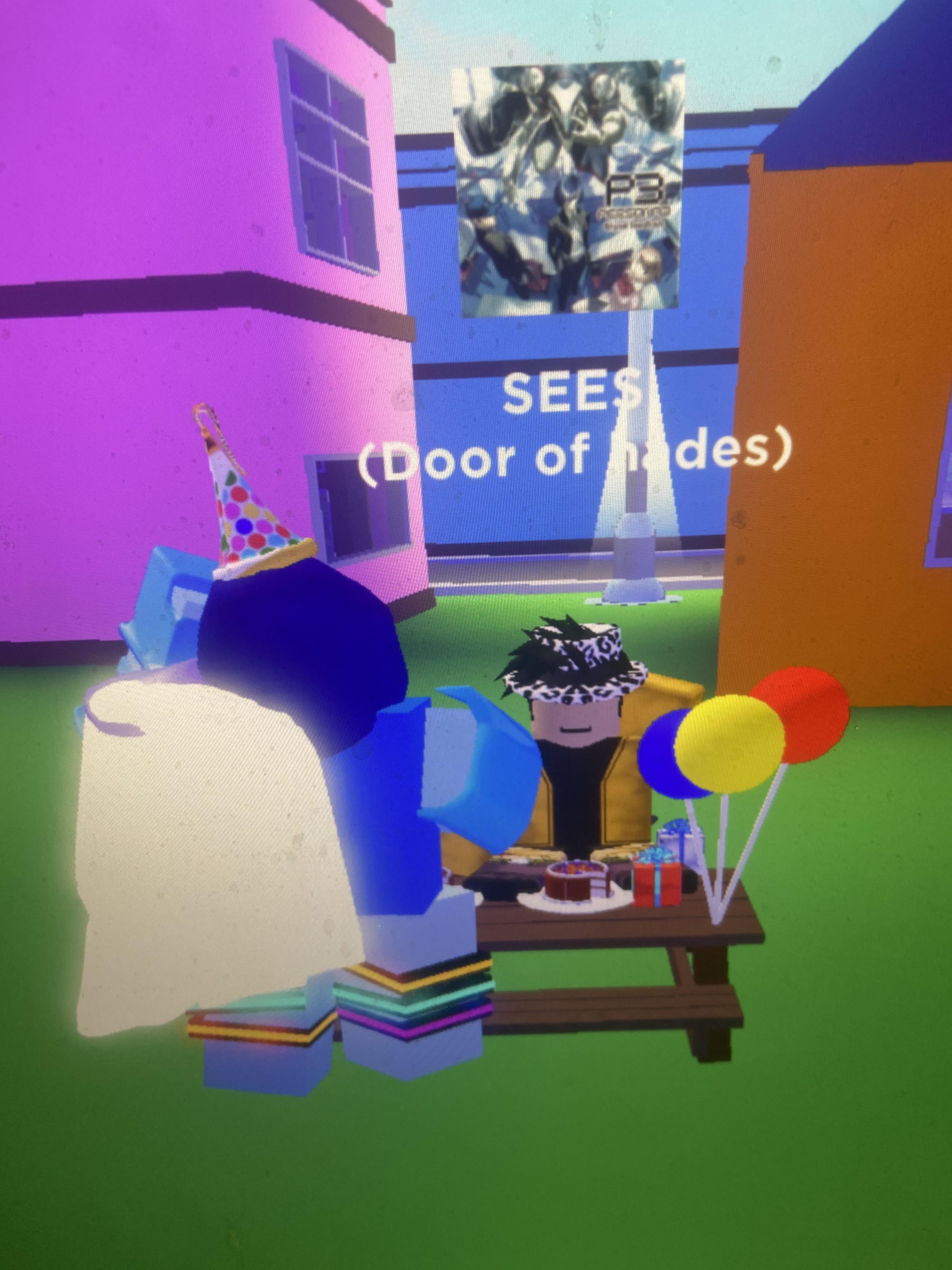 They changed the pose for cake plat :D | Scrolller