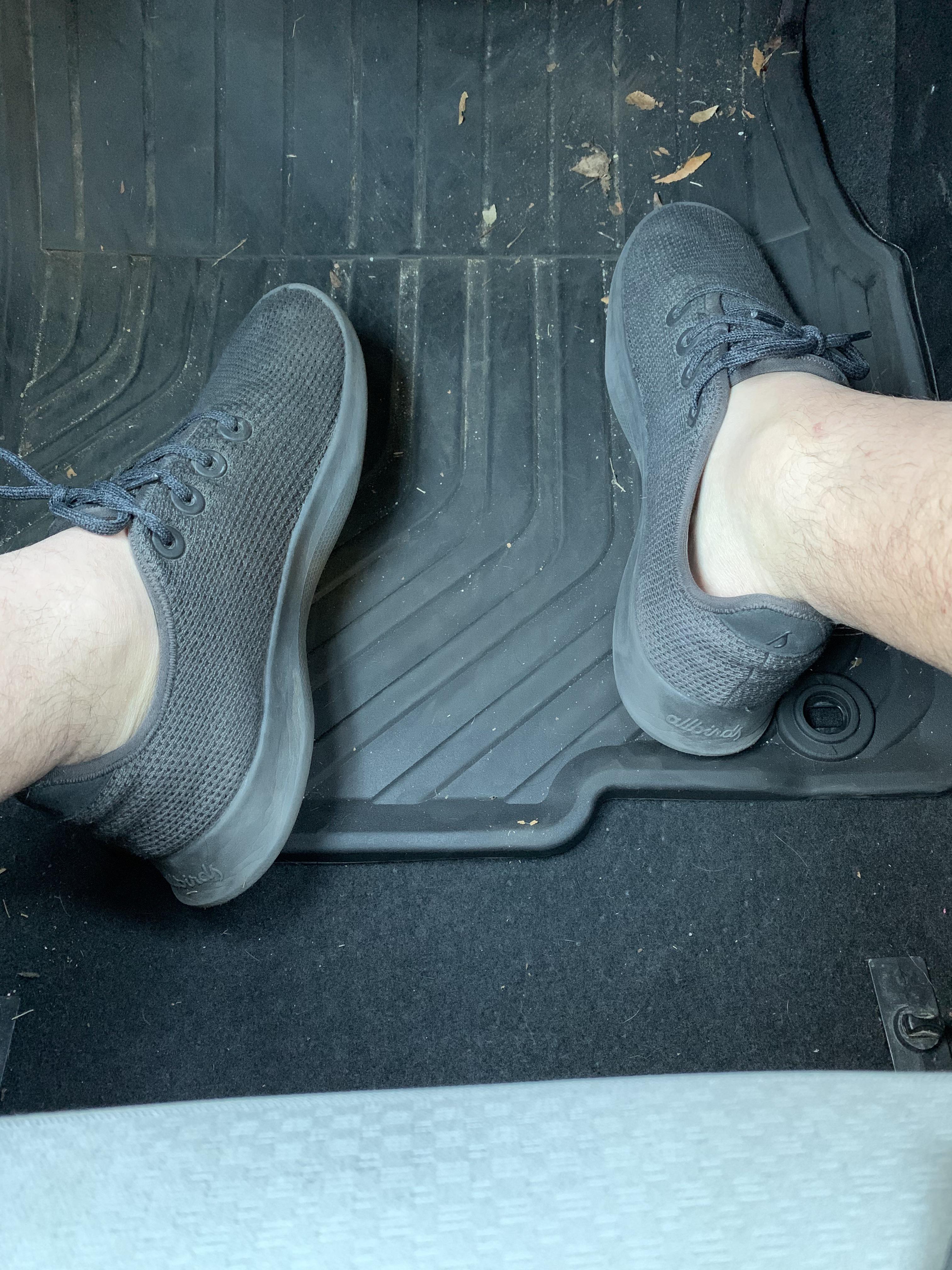 They get REAL smelly and dark when I go commando 🦶🏽 | Scrolller