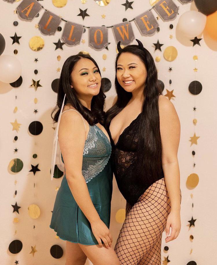 Thicc Asian Twins 👯‍♀️😍 | Scrolller