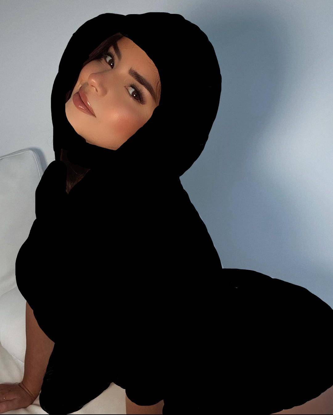 Thicc Girl With Hijab 5 Upvotes For Part 2 Scrolller