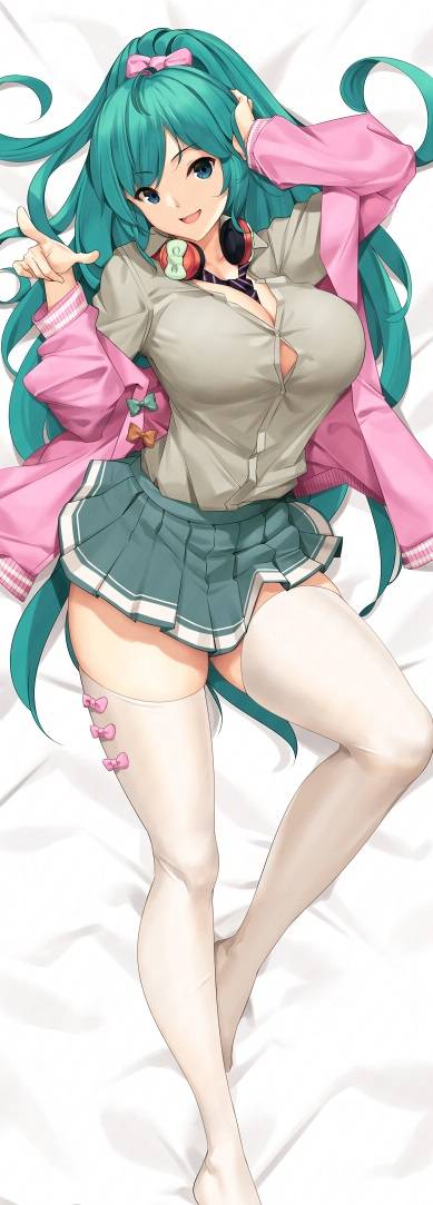 Thicc Miku | Scrolller