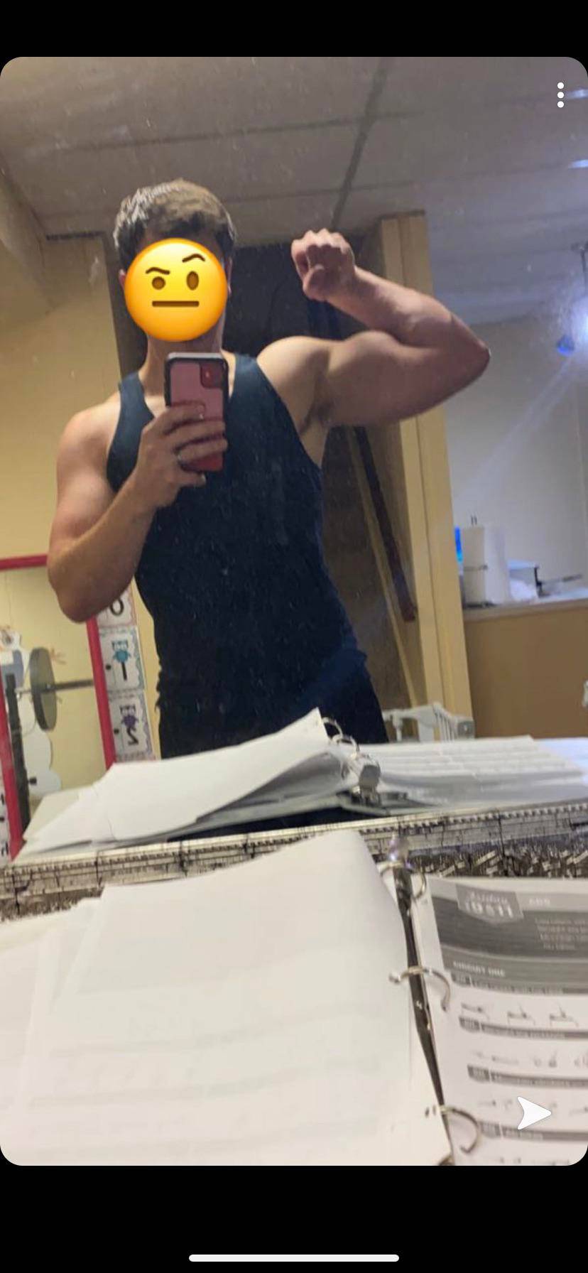 Thick arms Thursday! | Scrolller