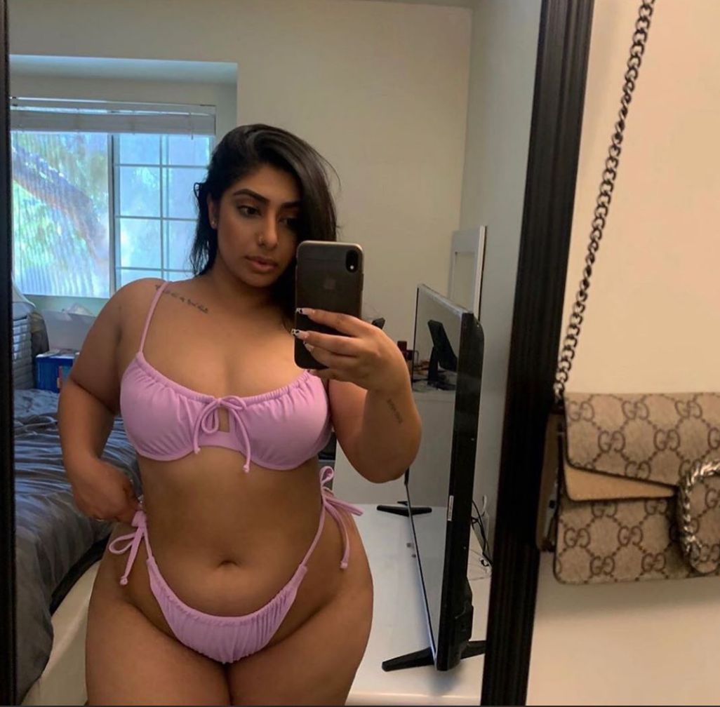 🥵 thick bih | Scrolller