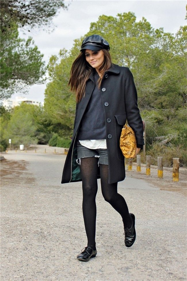 Thick black tights | Scrolller