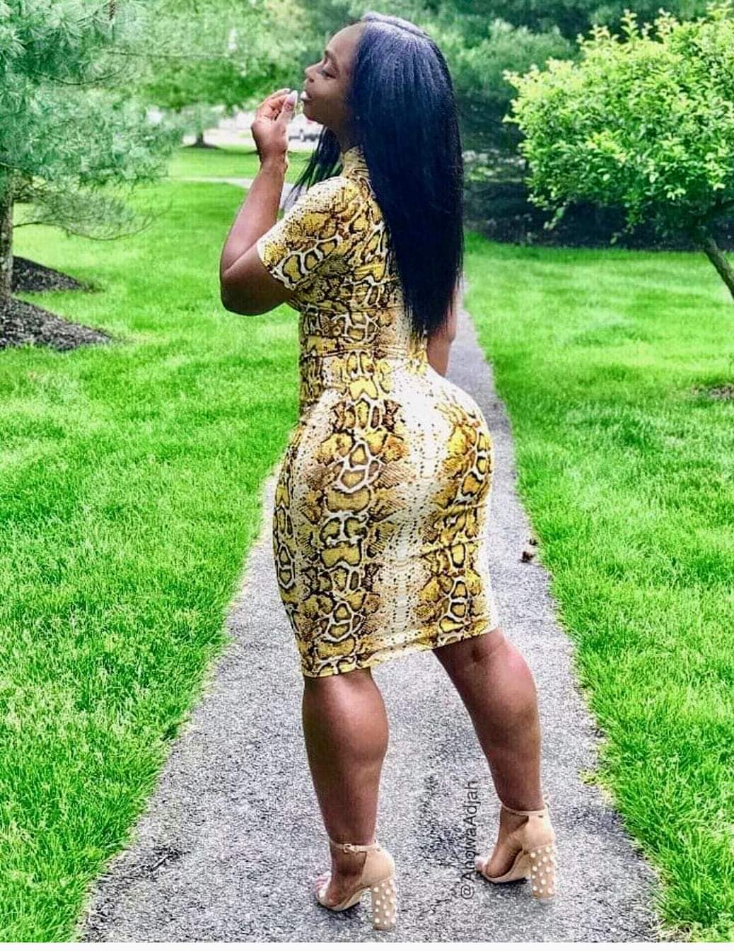 Thickness | Scrolller