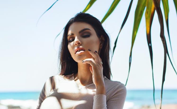 Thinking.... | Scrolller