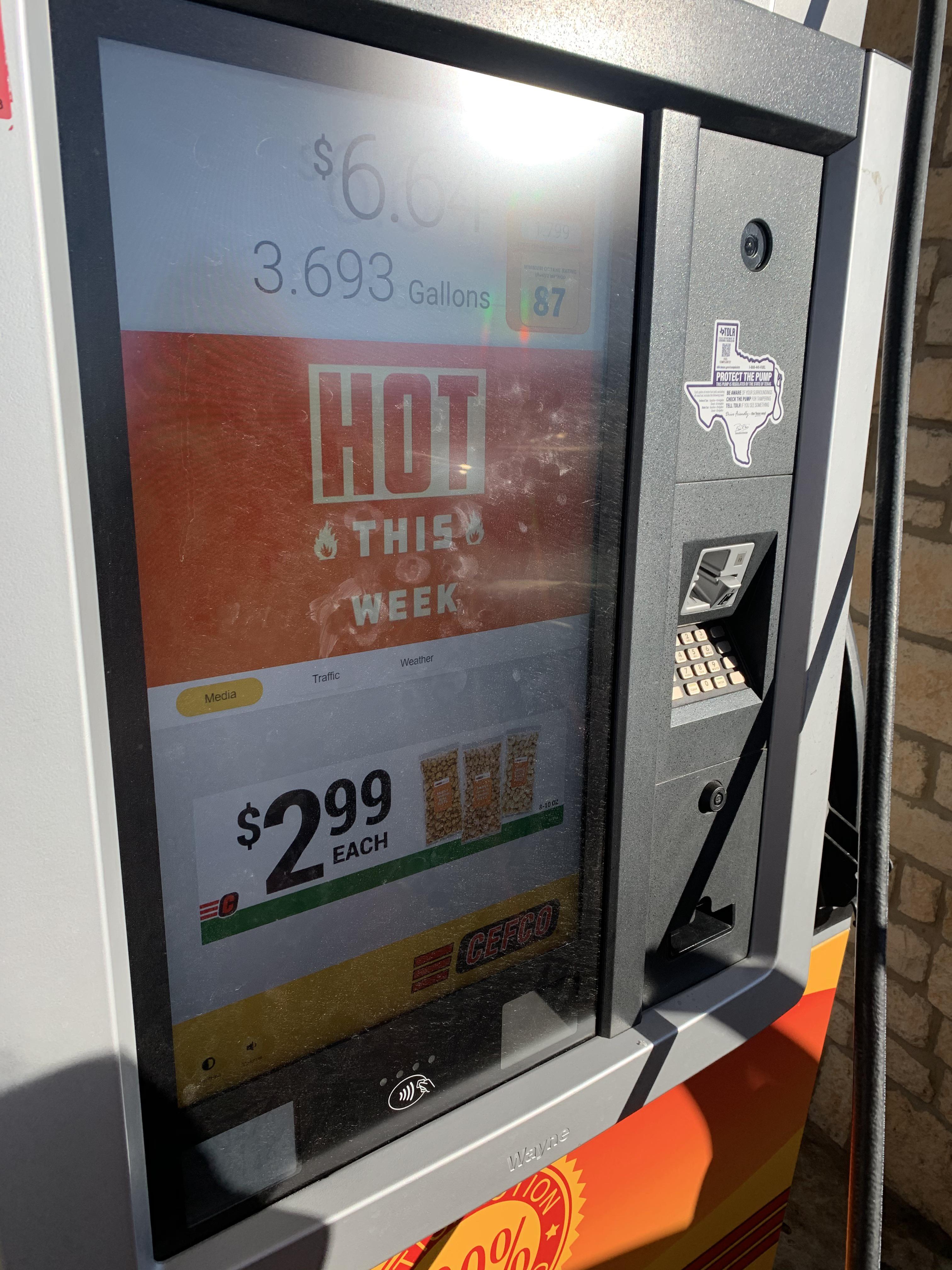 This all digital gas pump | Scrolller