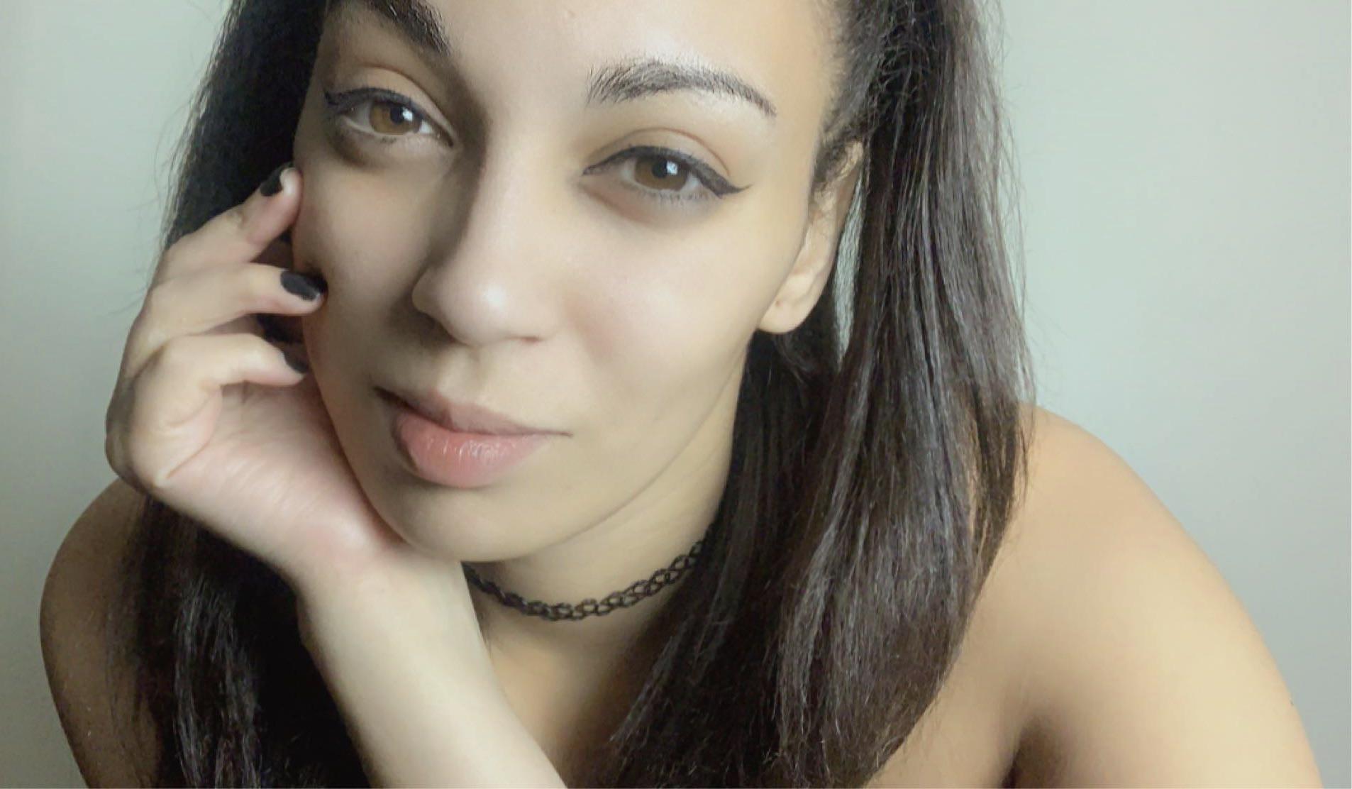 This face is mine(: | Scrolller