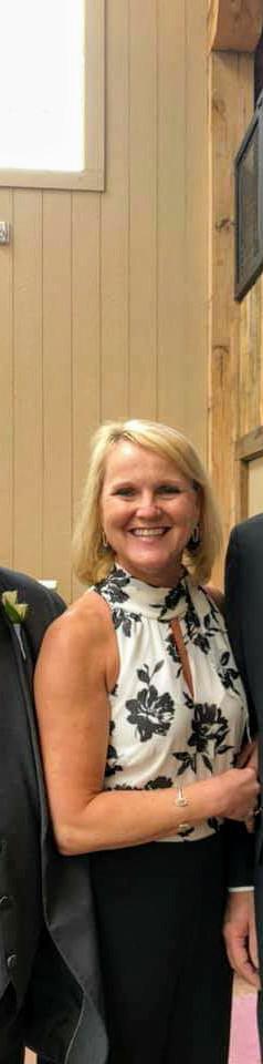 This GILF gets wild when she drinks | Scrolller