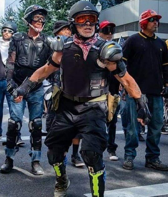 This man is ready for free speech! | Scrolller