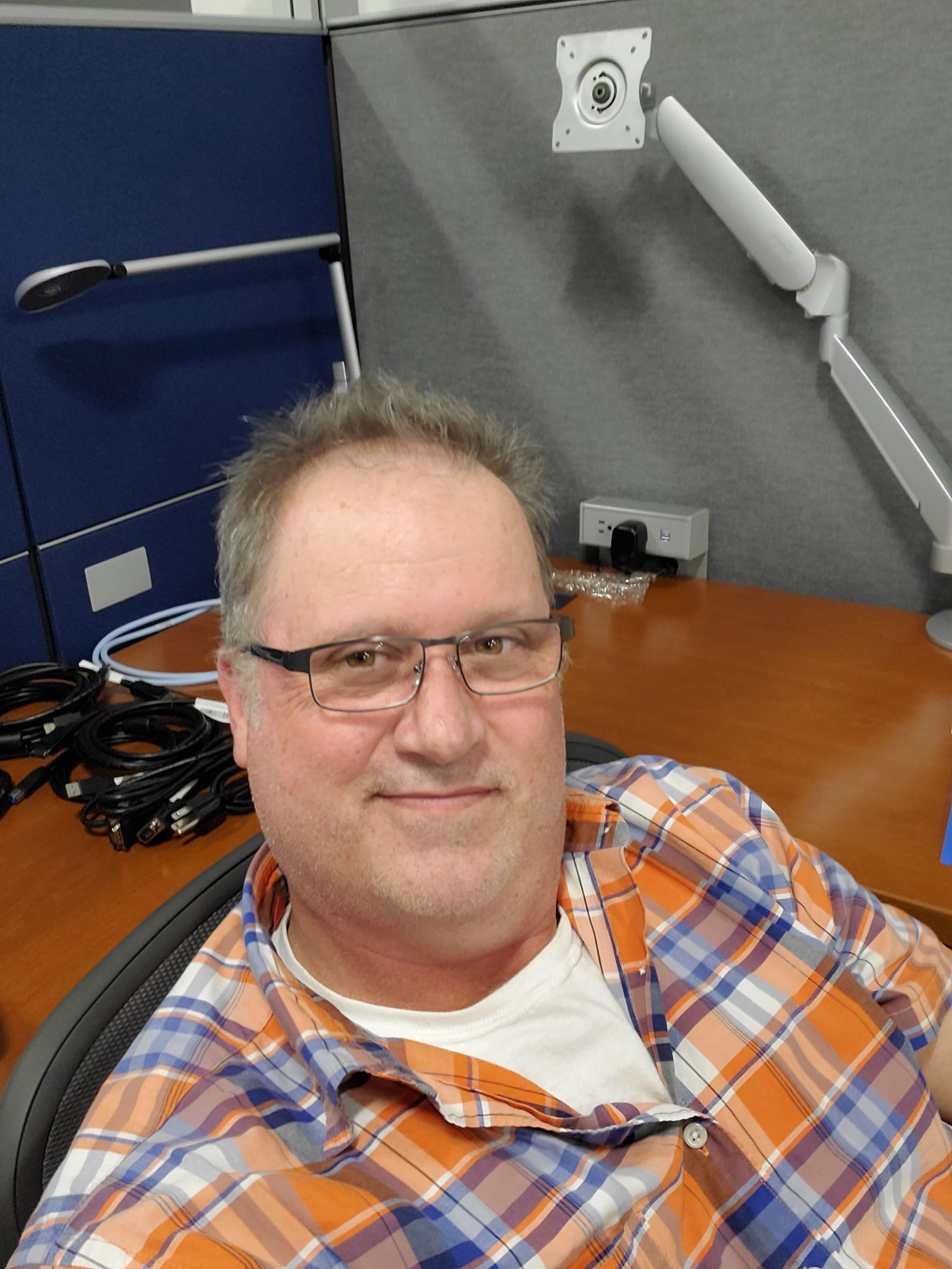 This picture is all wrong. | Scrolller