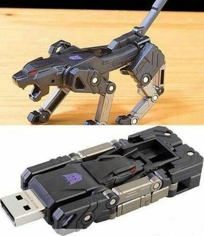 This usb drive... | Scrolller