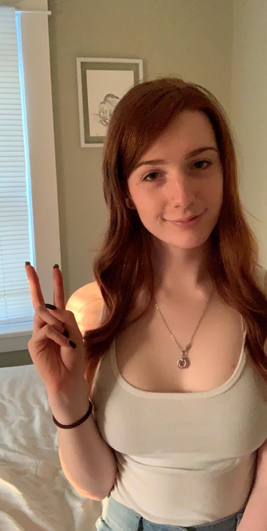 This week marks 3.5 years on hrt, I’ve never been happier with myself (: | Scrolller