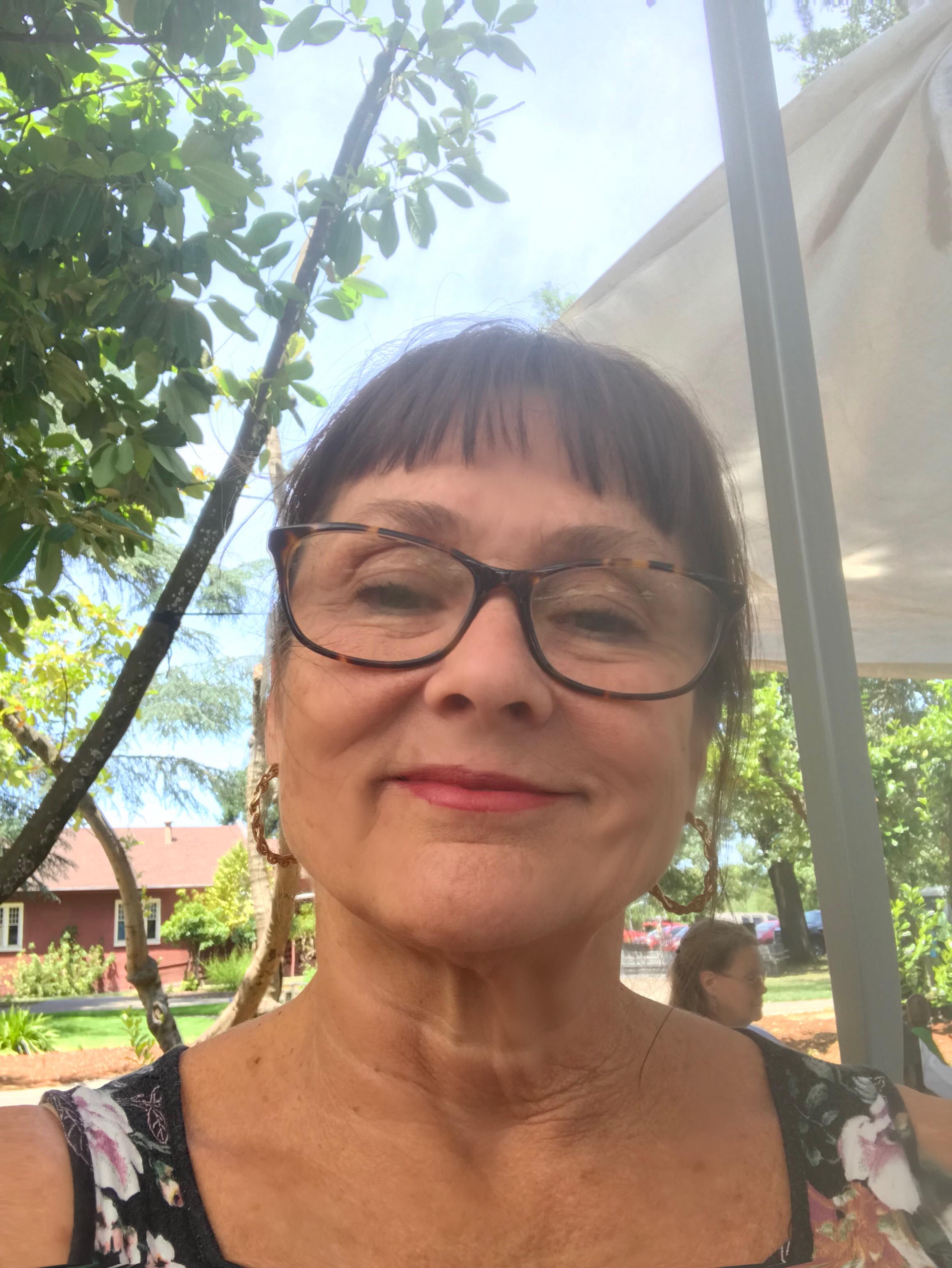 This woman is perfect even if she is older | Scrolller