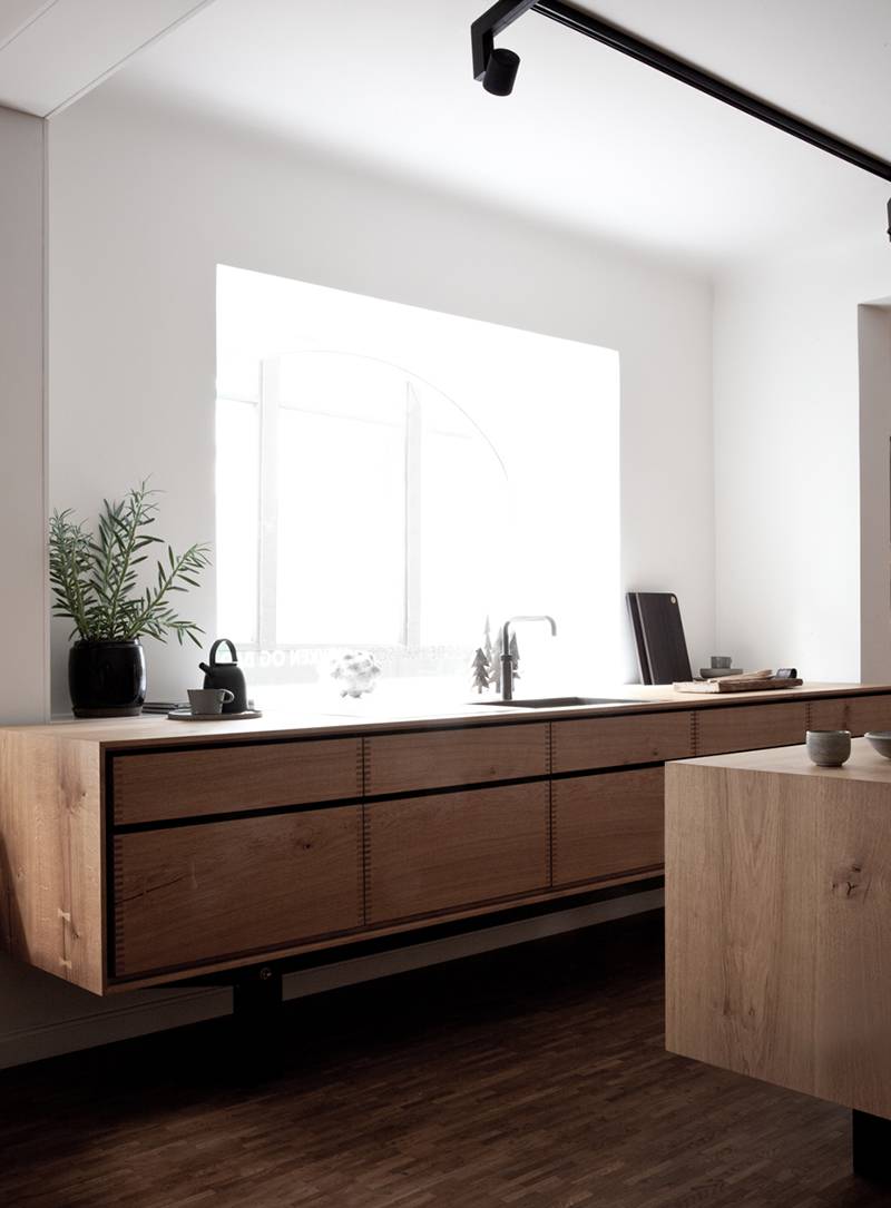 Those joints | Scrolller