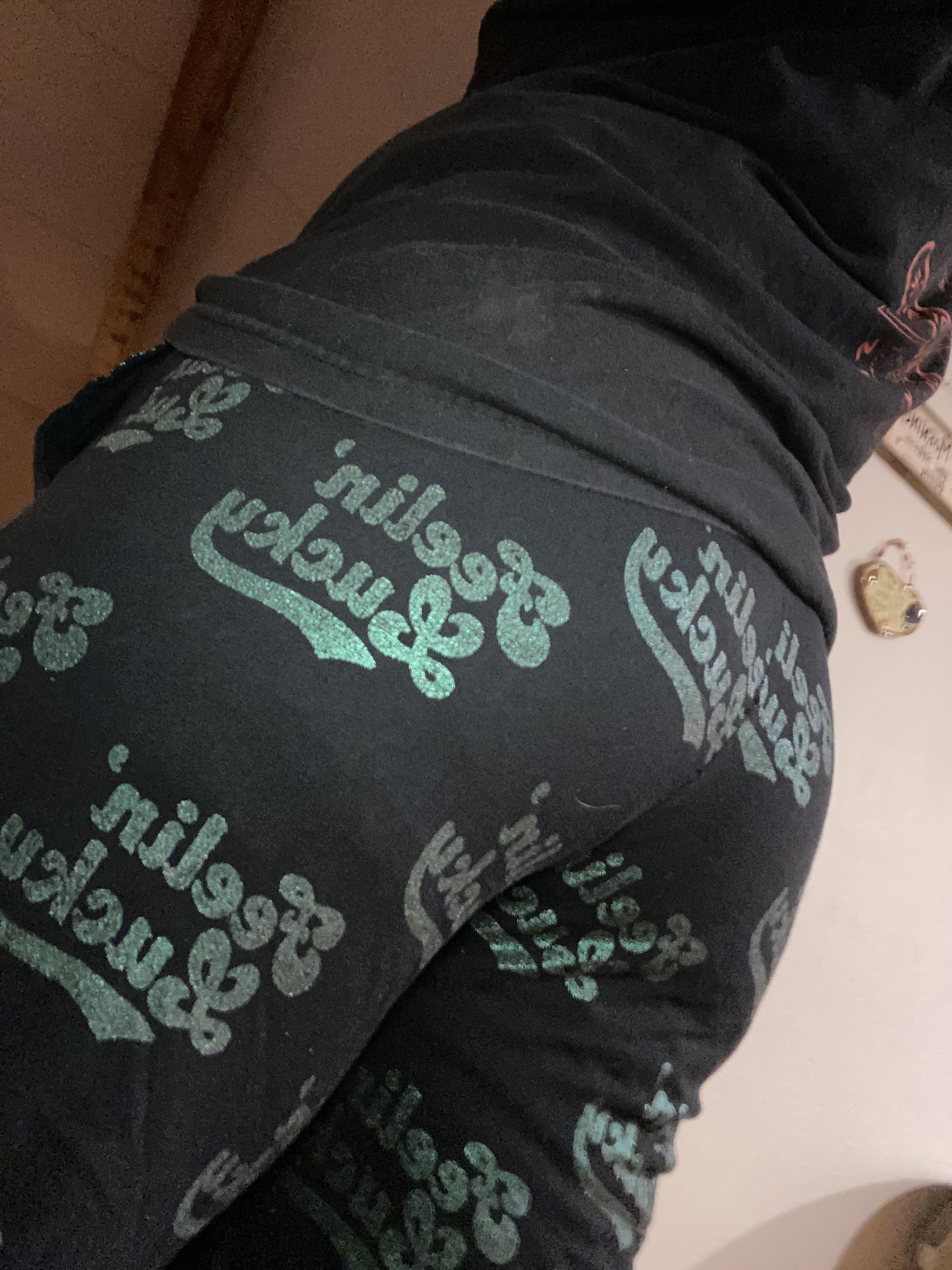 Thought my 🍑 looked good in these pj’s | Scrolller