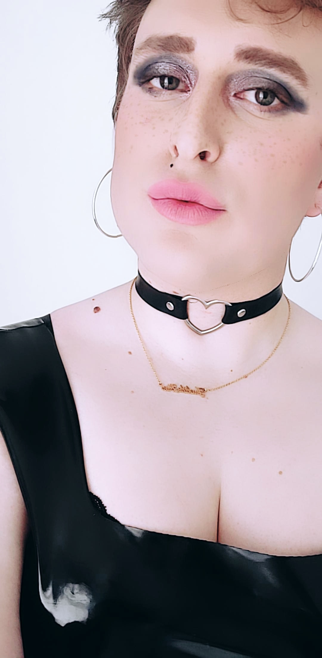 Thrill seeker in vinyl | Scrolller