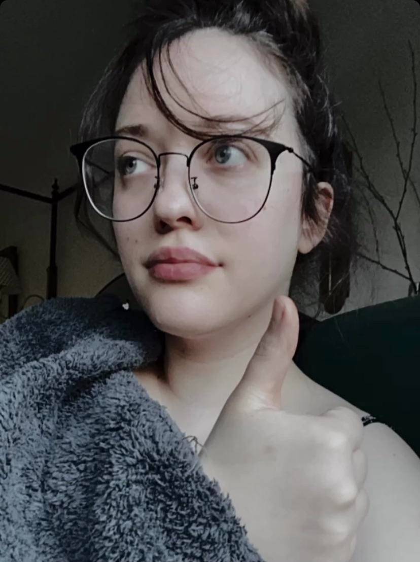 Thumbs up | Scrolller