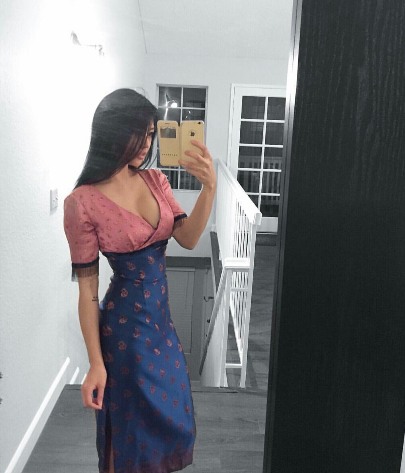 Tight Dress | Scrolller