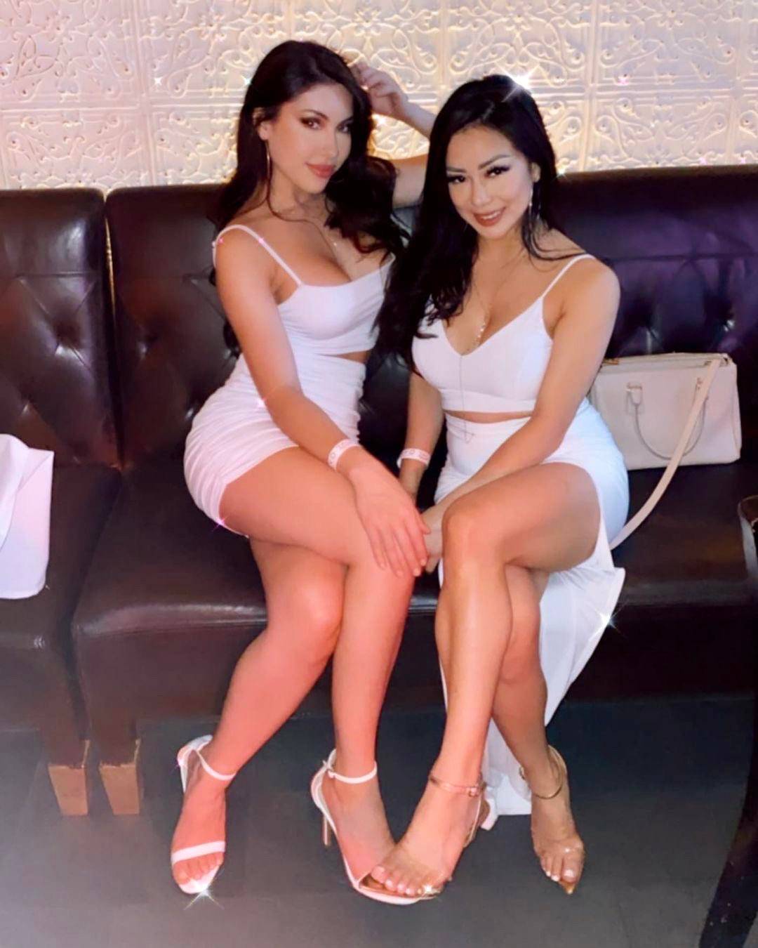 Tight white dresses | Scrolller