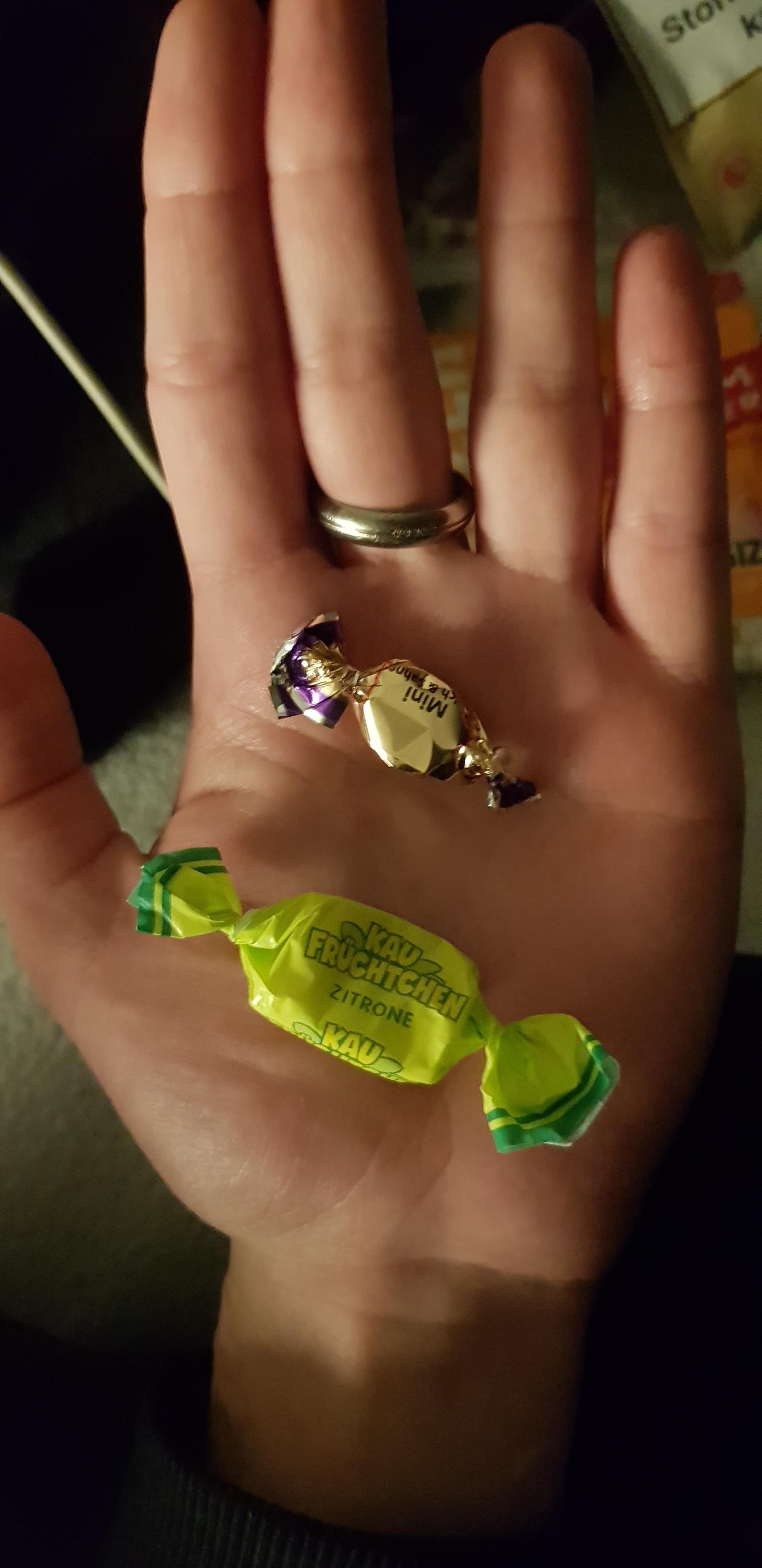 Tiny candy | Scrolller