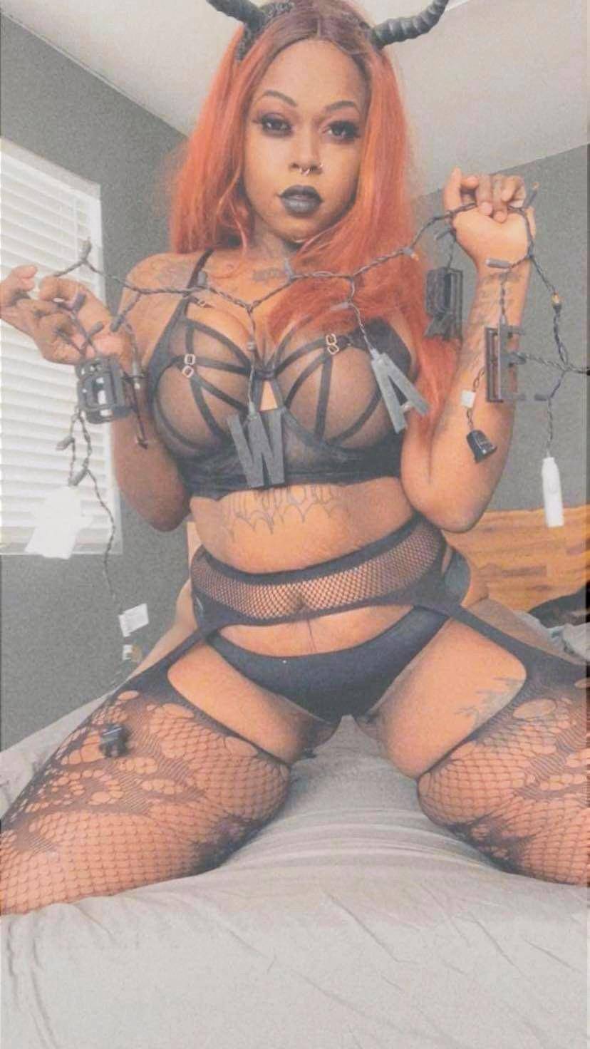 Tis the season. | Scrolller