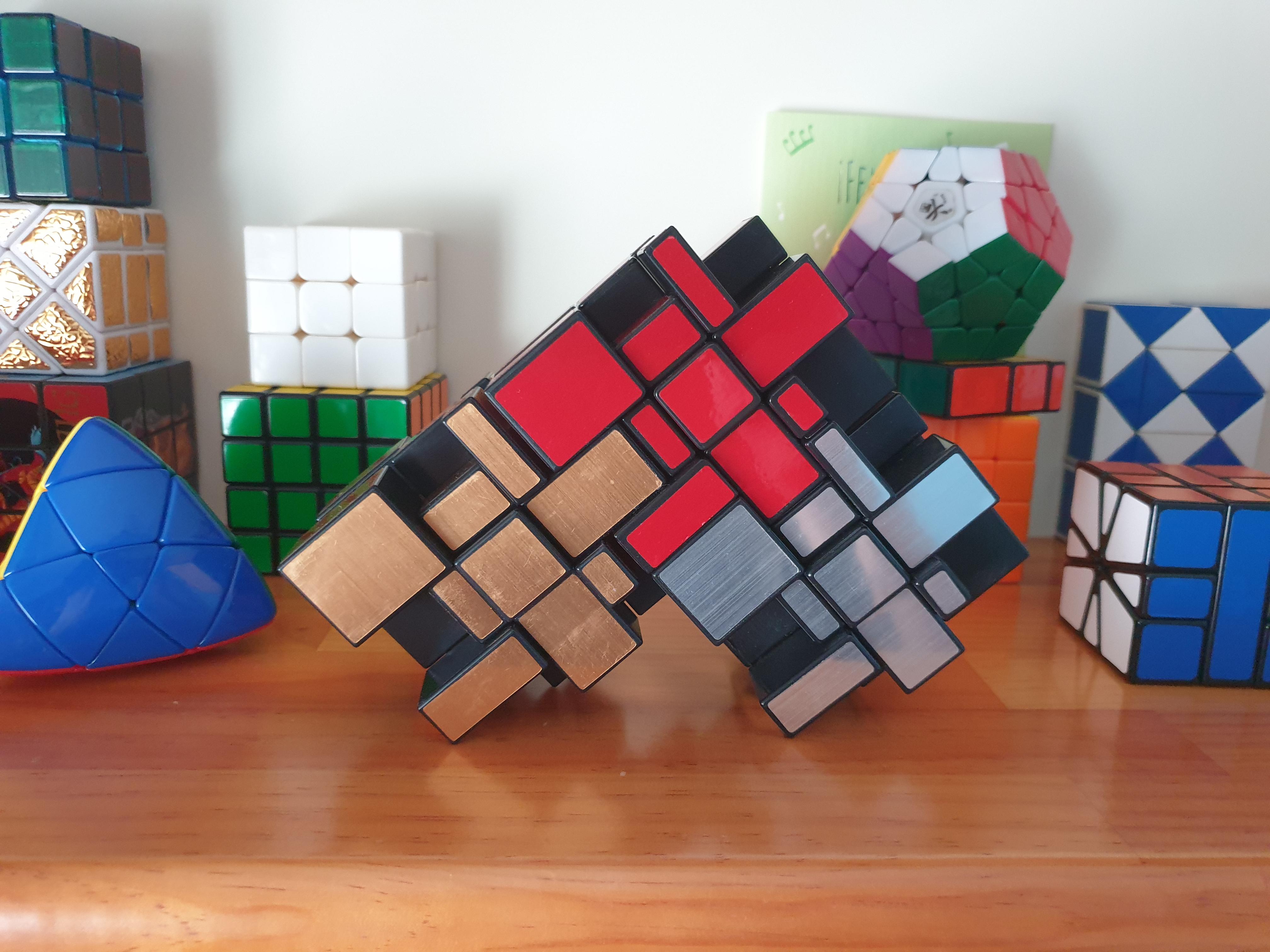 Today I learned you can make structures with mirror cubes! | Scrolller