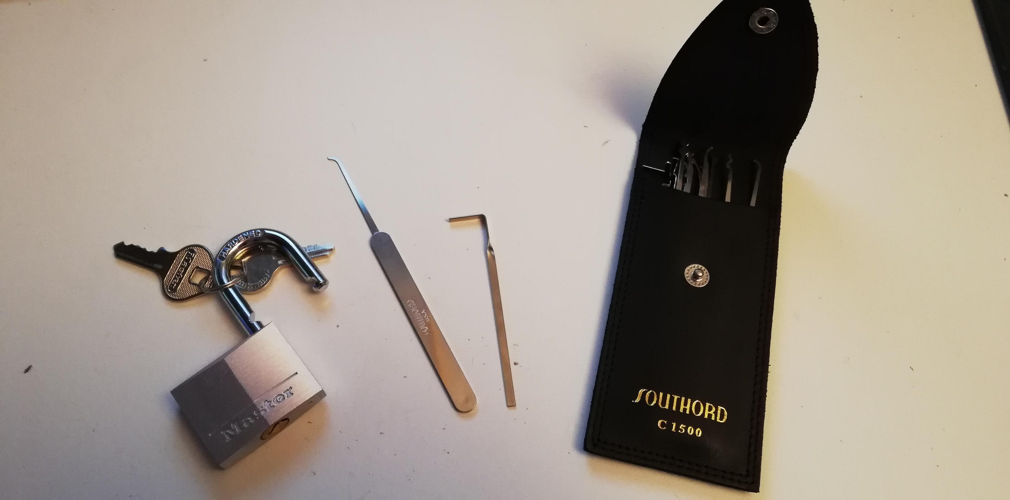 Today my first lock pick set arrived, and I picked my first lock! | Scrolller