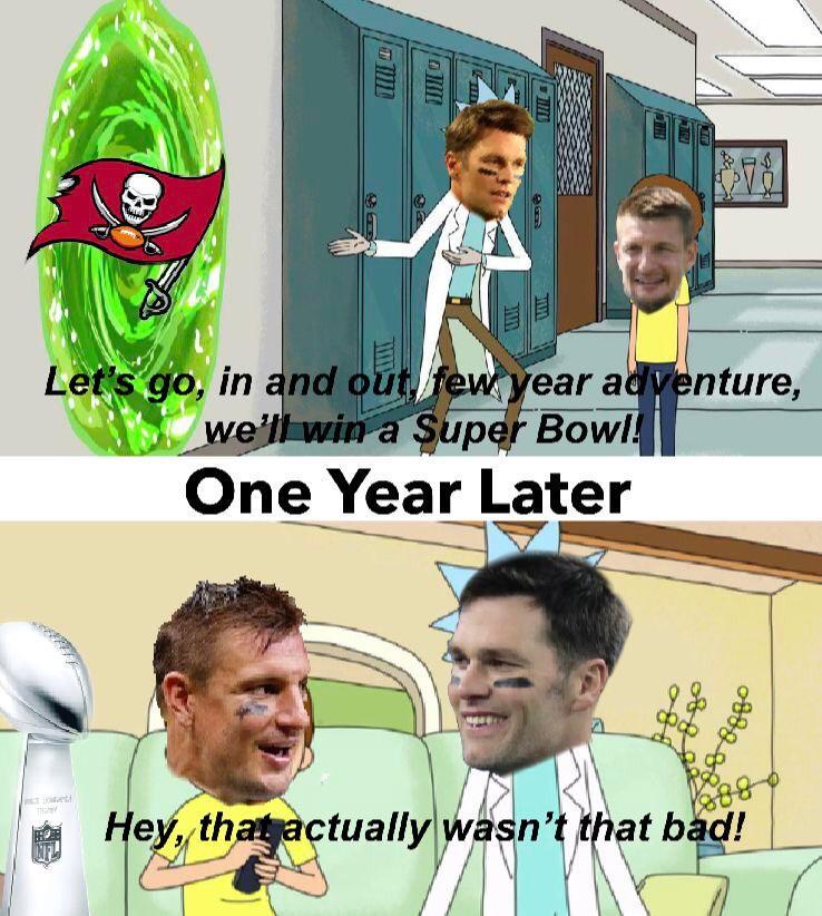 Tom Brady to Gronk Last Year: | Scrolller