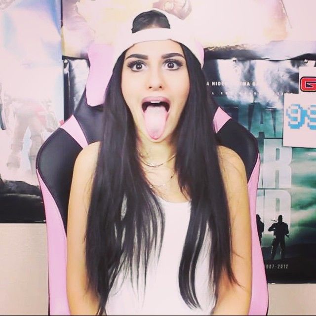 Tongue out | Scrolller