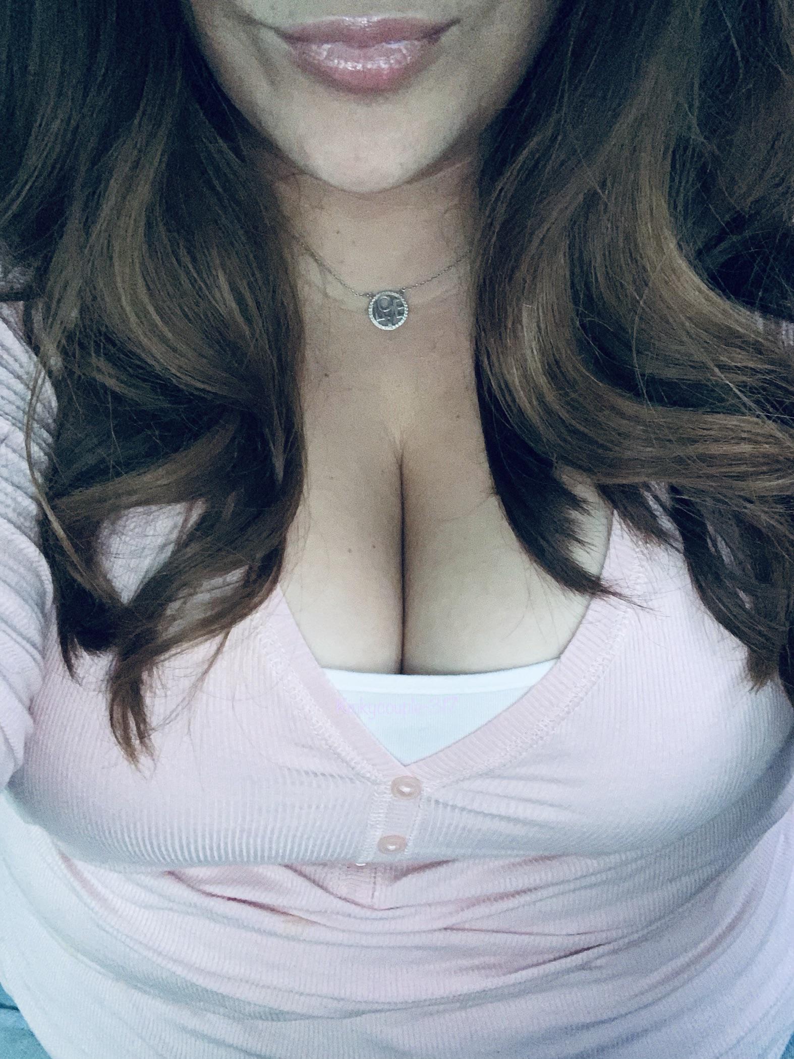 Too much cleavage for the Coffee House!? | Scrolller