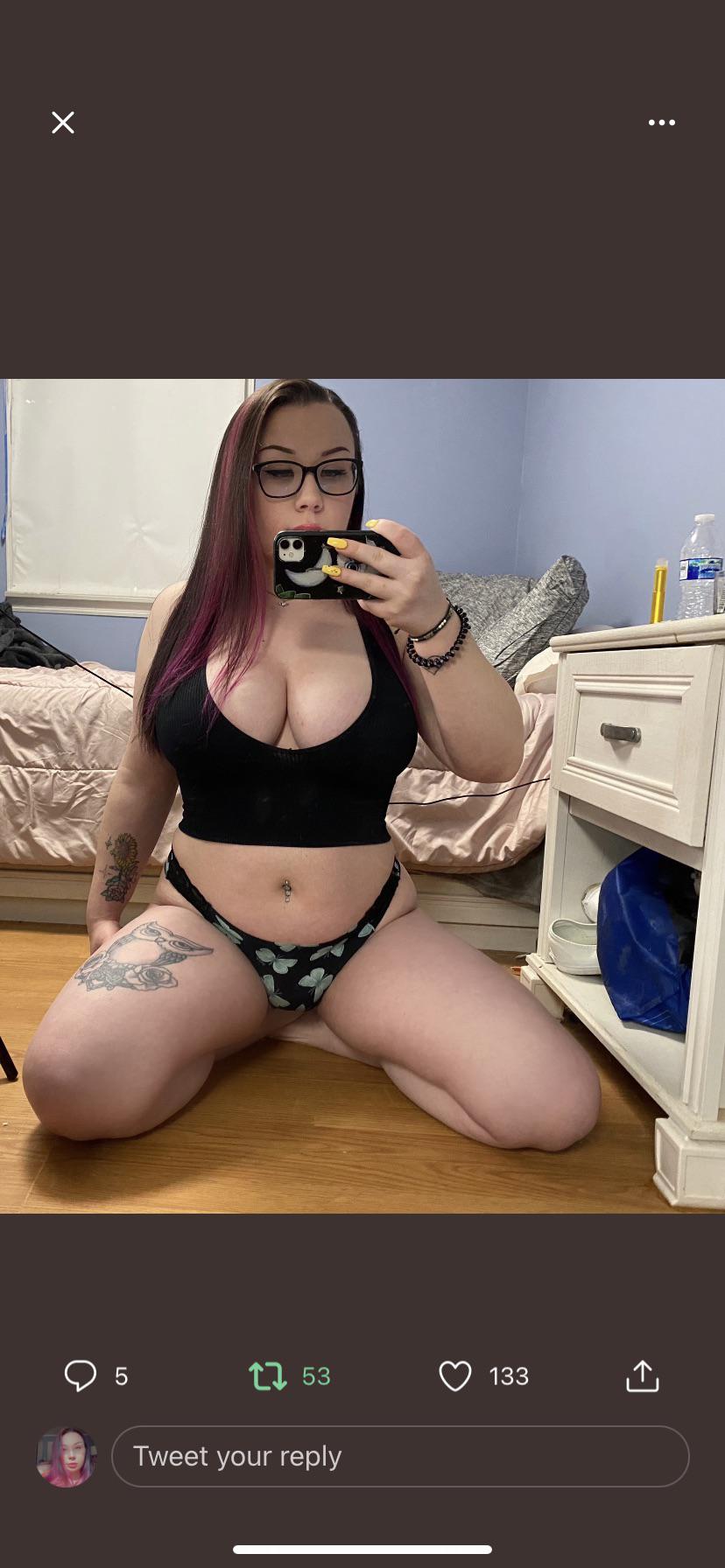 Too much cleavage? Not enough? The perfect amount? What do you think?🤔 | Scrolller