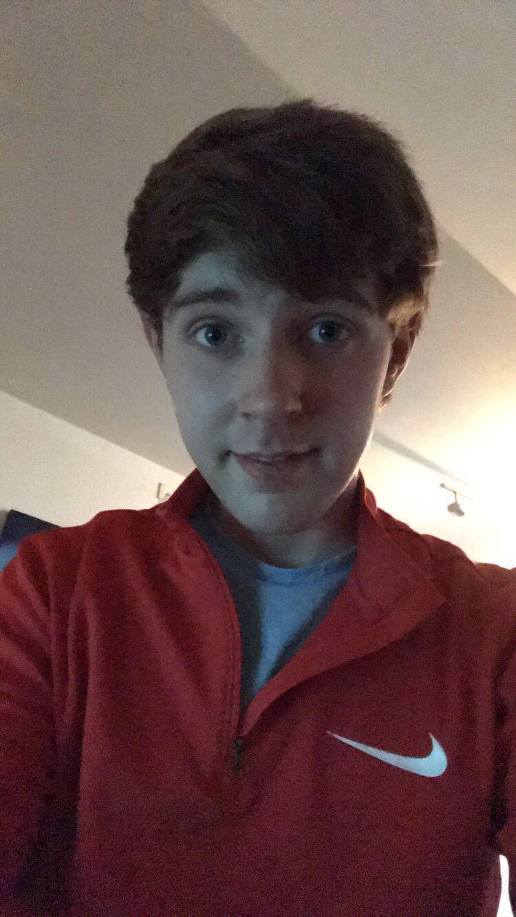 Took some random selfies today and thought i’d share one with you bois ...