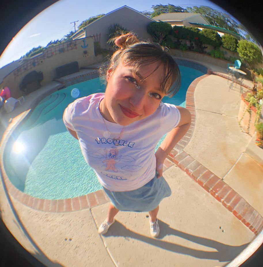 Tori through a fish-eye lens | Scrolller