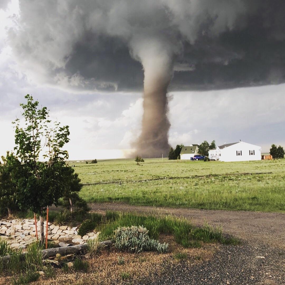 Tornado north of Laramie. | Scrolller