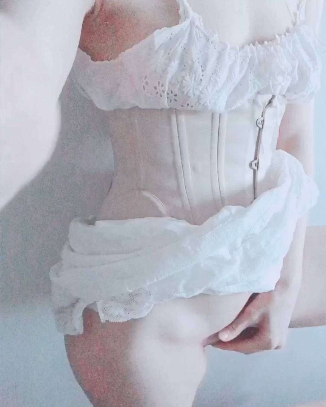 Touching myself in a corset 😈 | Scrolller