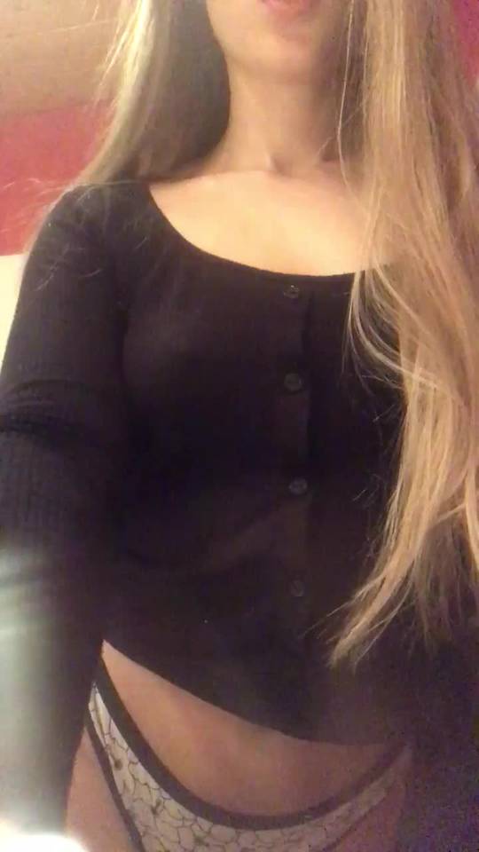 Touching myself in my friends bathroom.. | Scrolller